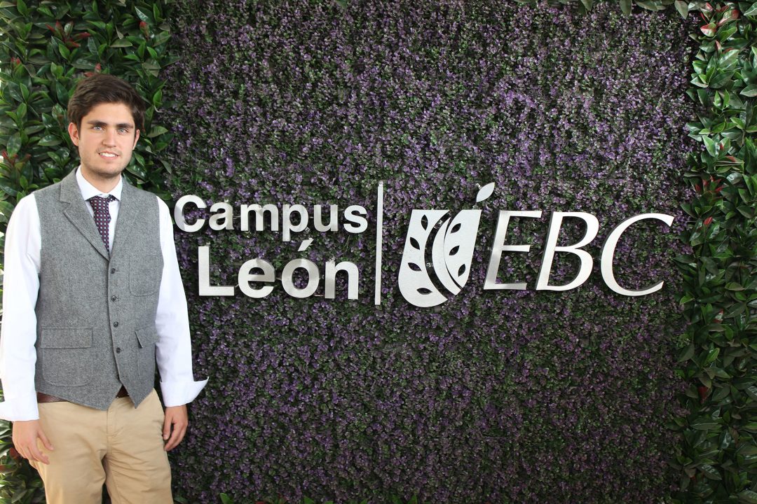 Sebastián Torres Ex alumno EBC - Revista Pro León